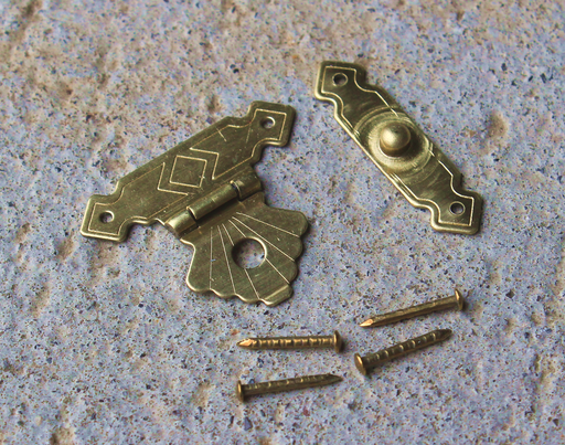 Messinglås til æske 25x20 mm incl. søm, mat